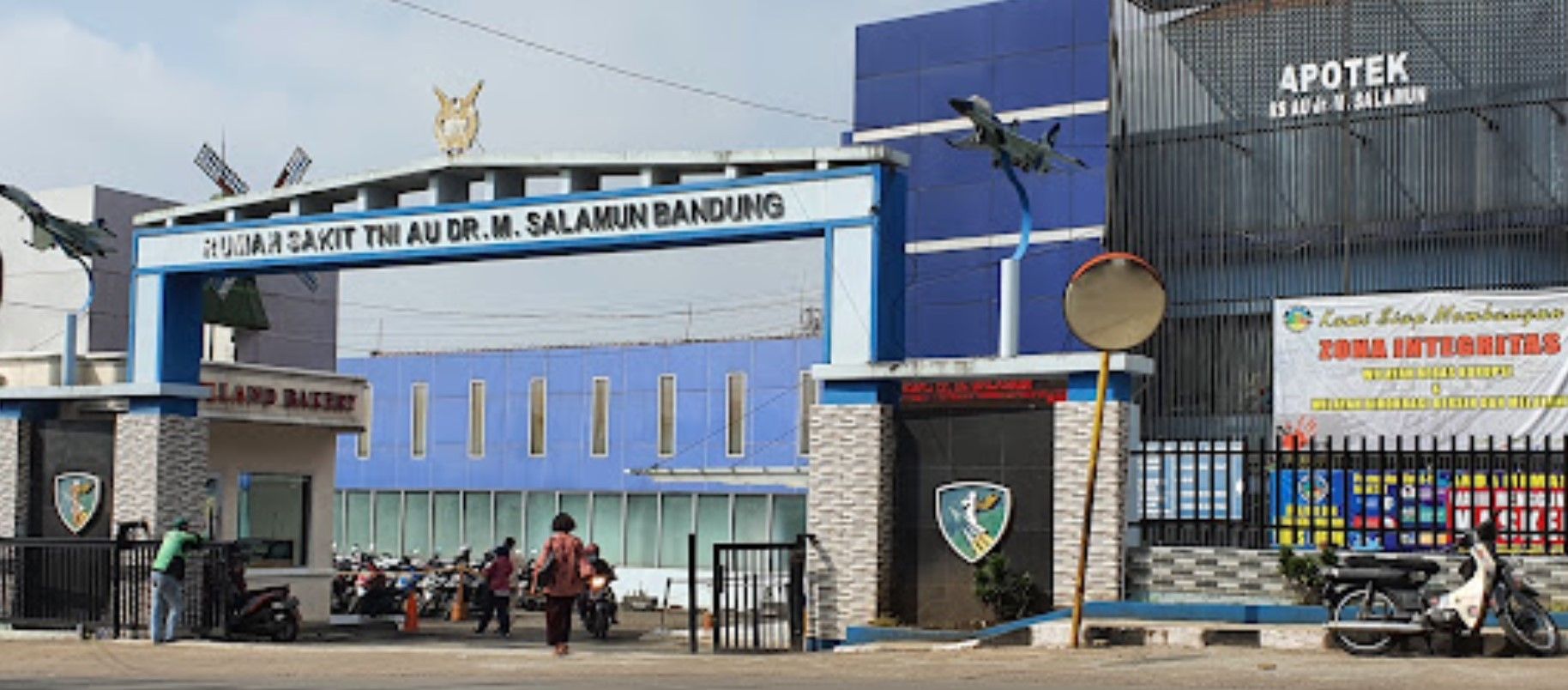 RS TNI AU Dr. M. Salamun