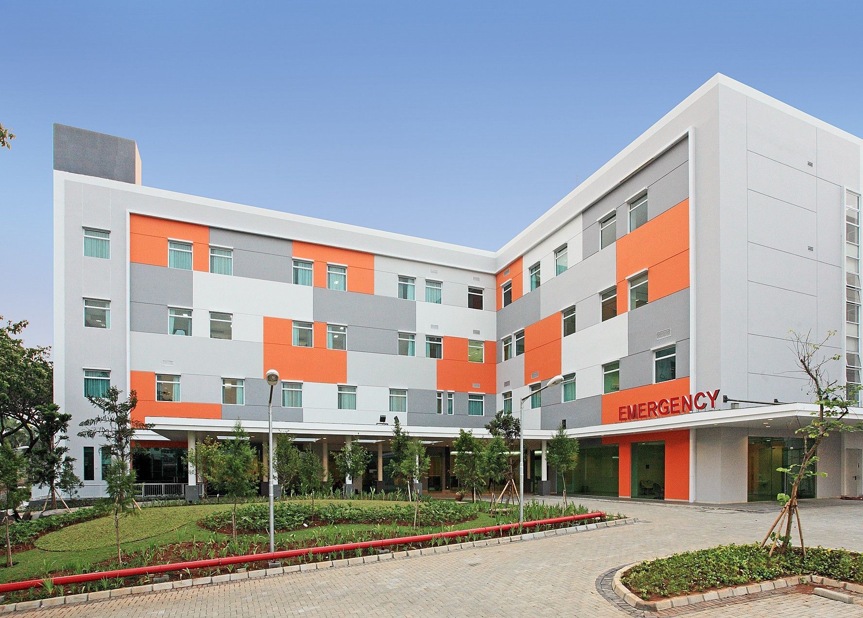 Rumah Sakit St. Carolus Summarecon Serpong